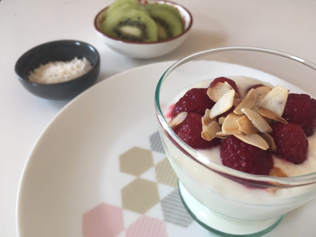 Fromage blanc aux fruits rouges – Laure Auzeil • Diététicienne ...